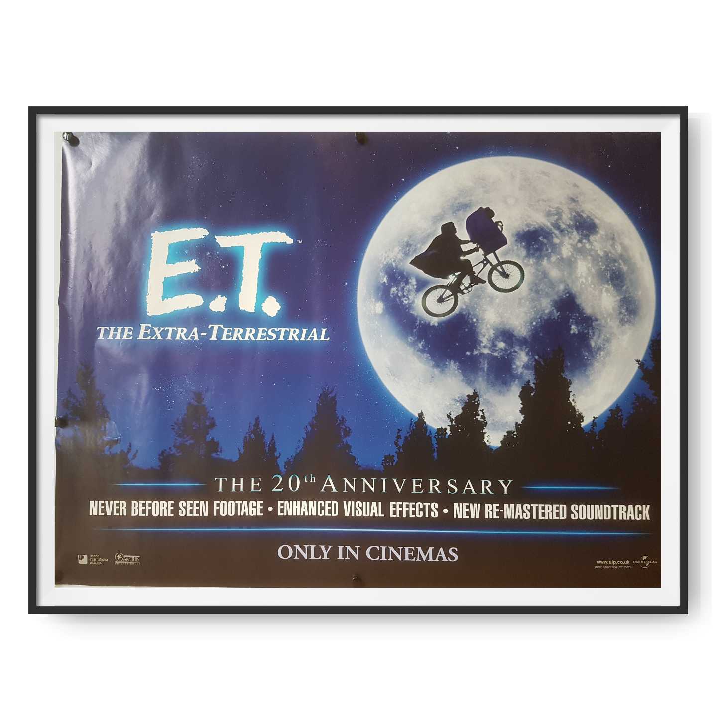 E. T. (1982) UK quad poster 2002 re-release - Cinema Poster Gallery